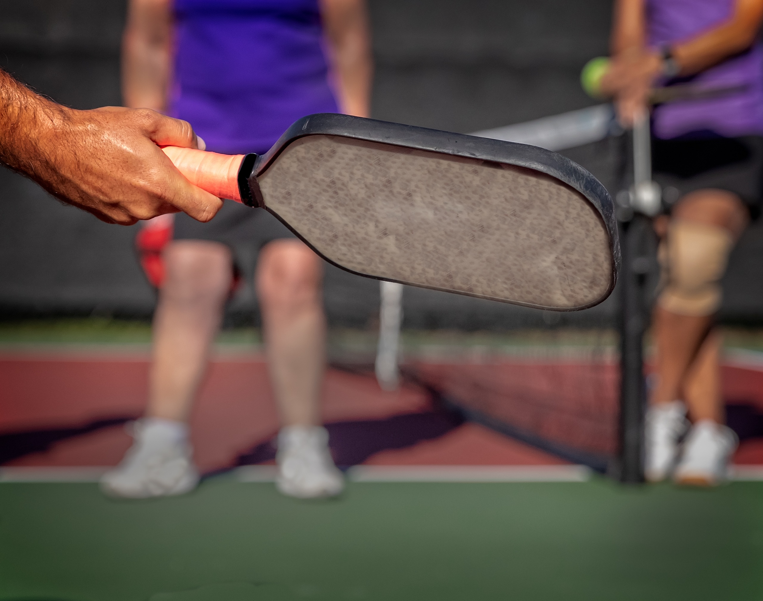 Mastering the Basics: How to Hold a Pickleball Paddle for Beginners ...